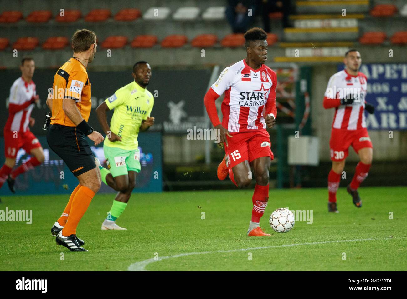 Mouscron's Franck Boya (R) pictured in action during a soccer game ...