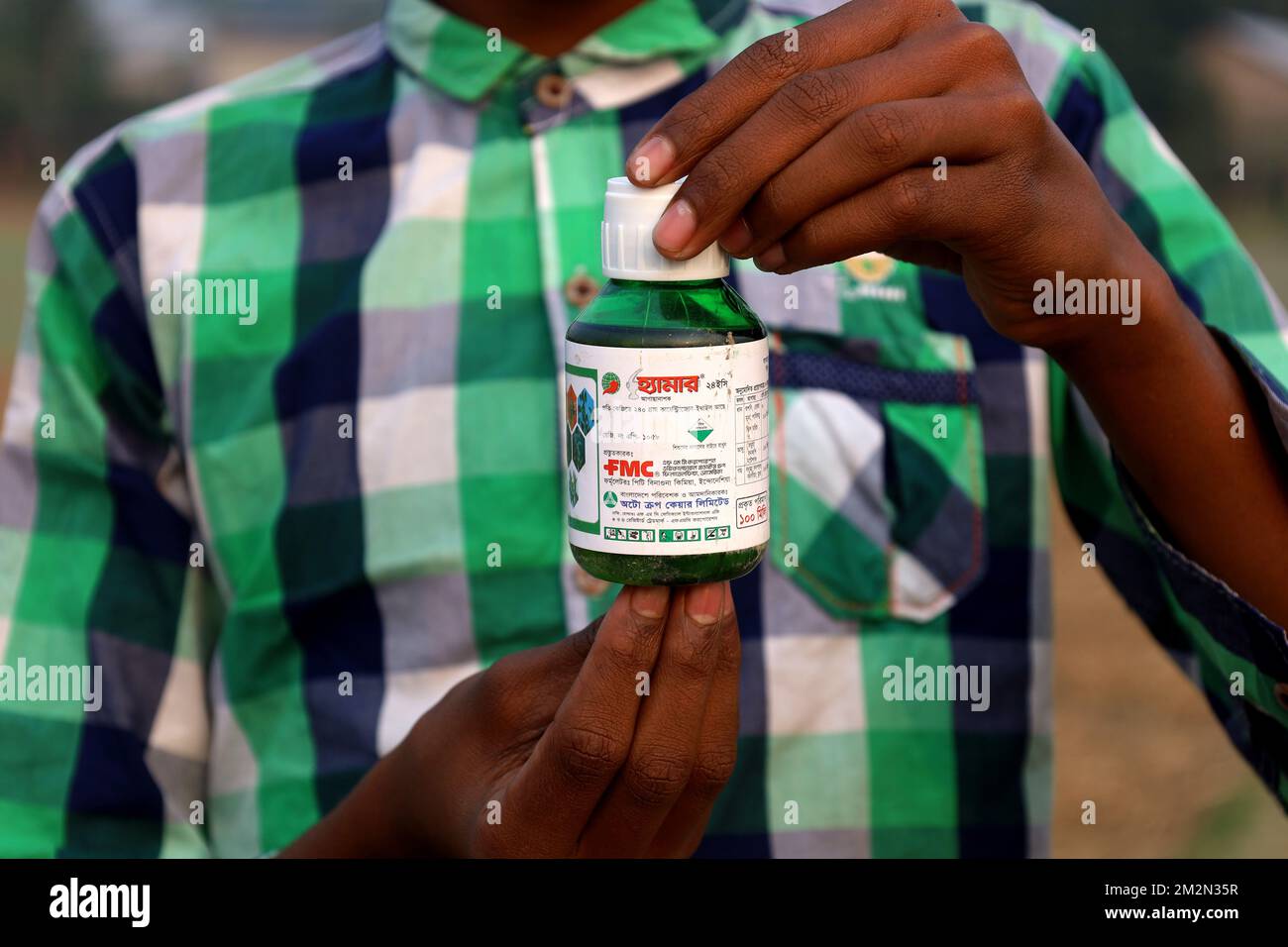 Herbicides potato hi-res stock photography and images - Alamy