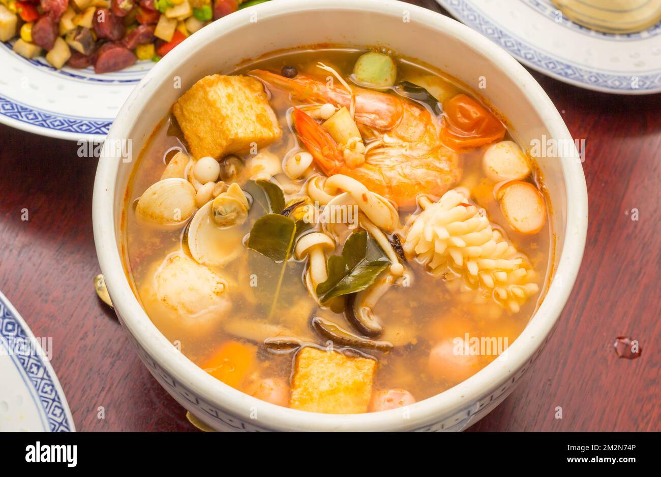Chinese seafood hi-res stock photography and images - Alamy