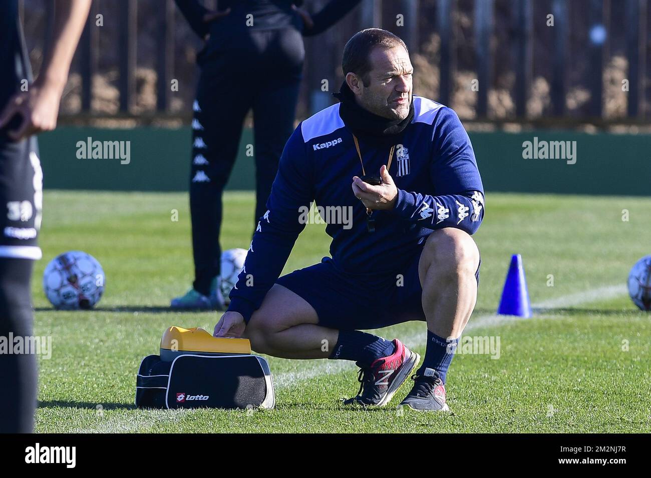 Simonin hi-res stock photography and images - Alamy