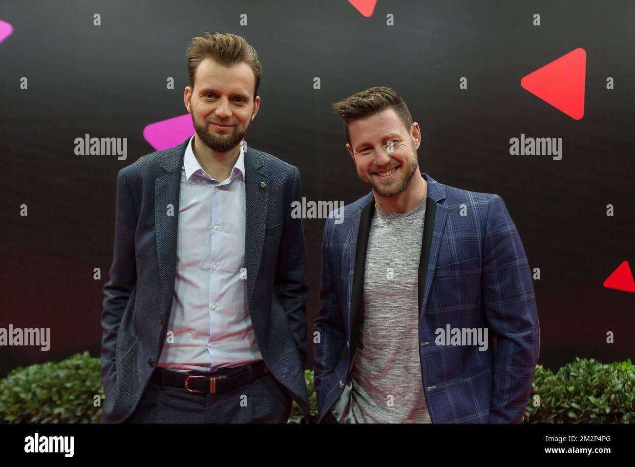 Jens Aerts and actor Henny Seroeyen pictured on the red carpet ahead of the recording of the '30 ...