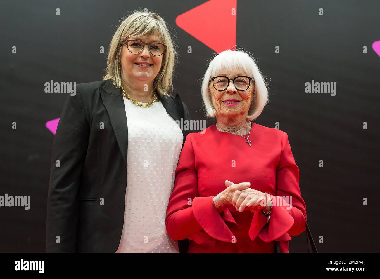 Television cleaning ladies Sien and Maria pictured on the red carpet ...