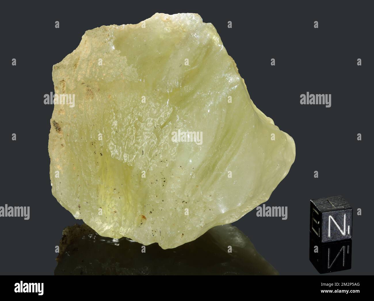 Libyan desert glass hi-res stock photography and images - Alamy