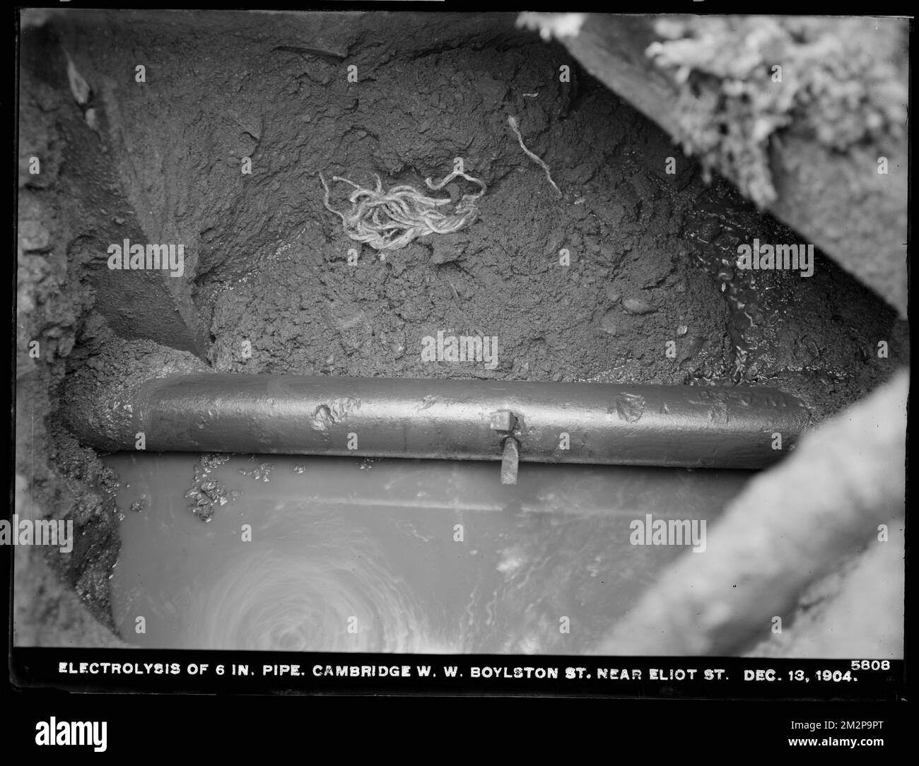 6 inch pipe Black and White Stock Photos & Images - Alamy