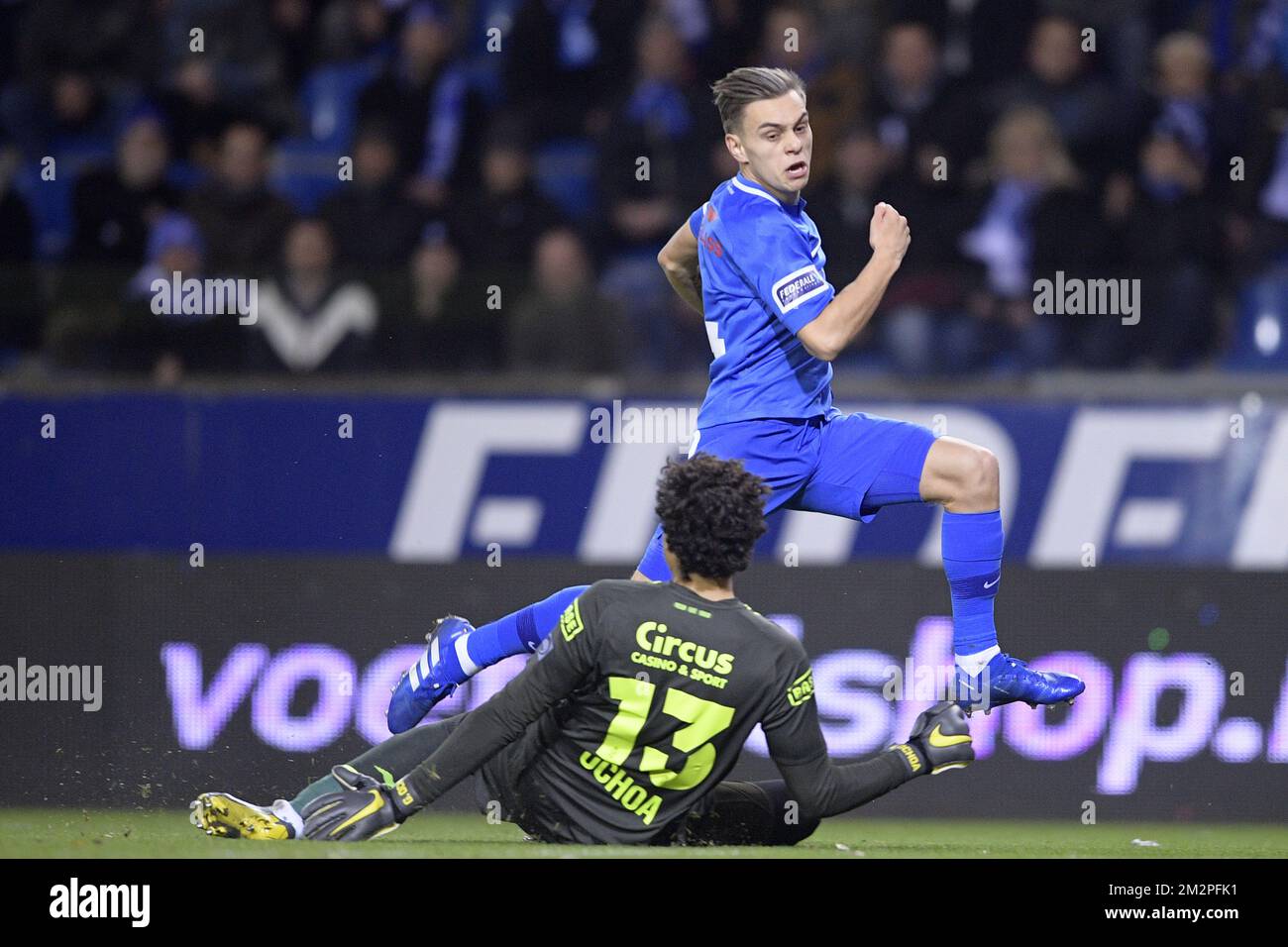Genk's Leandro Trossard and Standard's goalkeeper Guillermo Ochoa ...