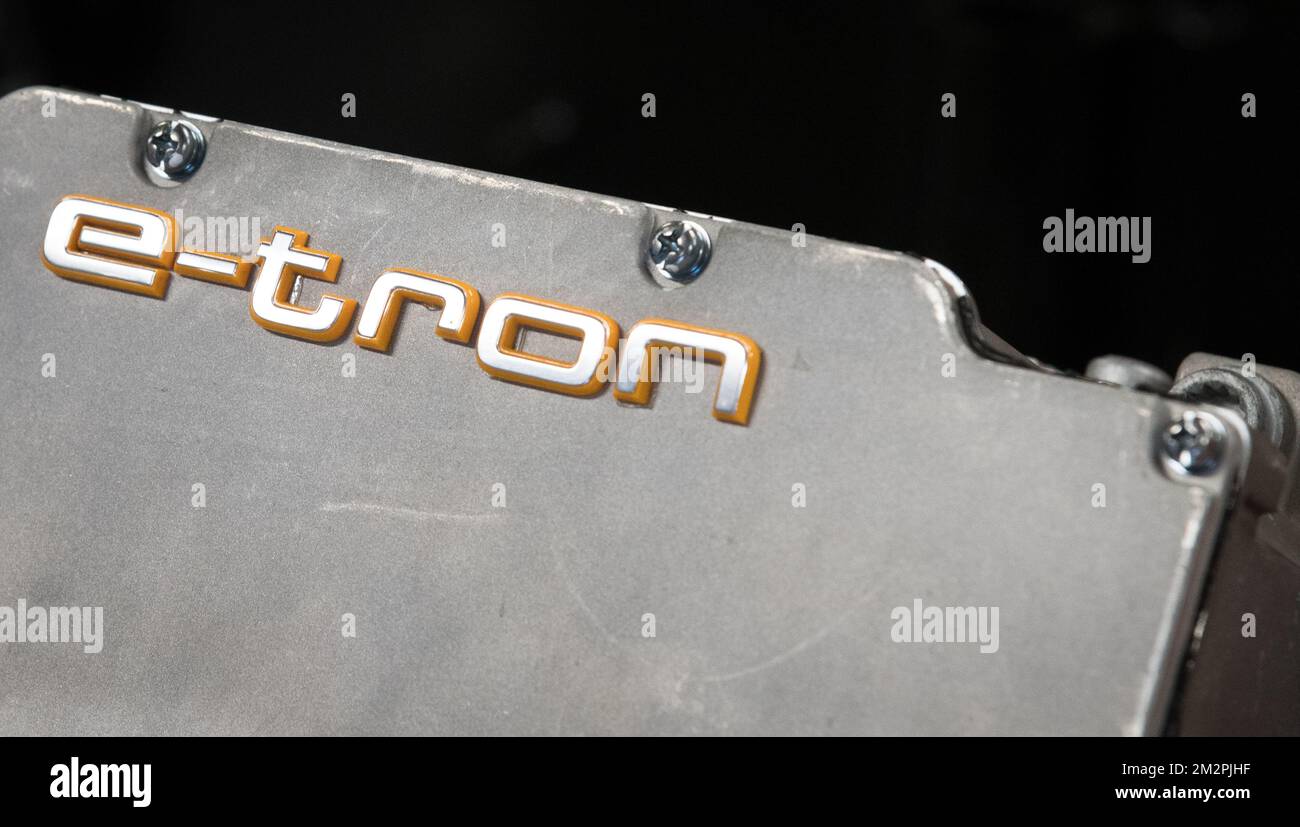 E tron logo hi-res stock photography and images - Alamy