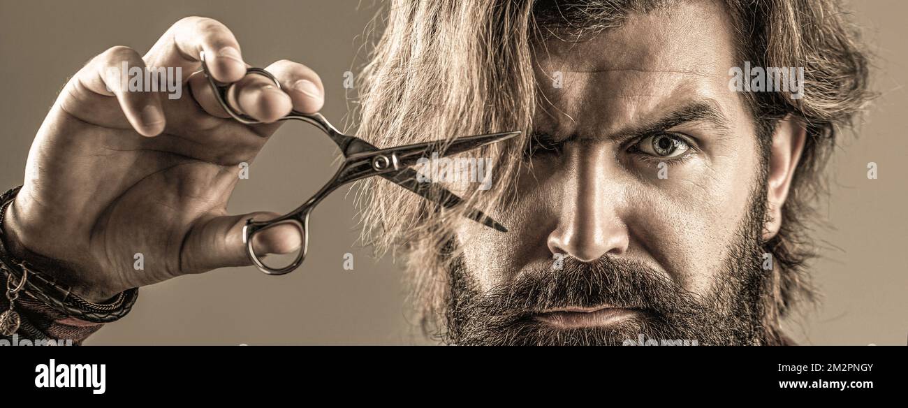 Vintage barbershop, shaving. Male in barbershop, haircut, shaving Stock ...