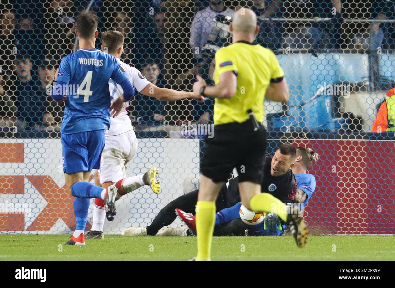 Genk's goalkeeper Daniel Danny Vukovic and Genk's Sebastien Dewaest ...