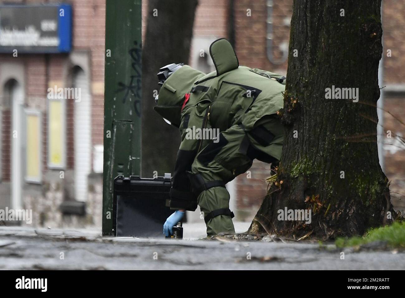 Explosives team hi-res stock photography and images - Alamy