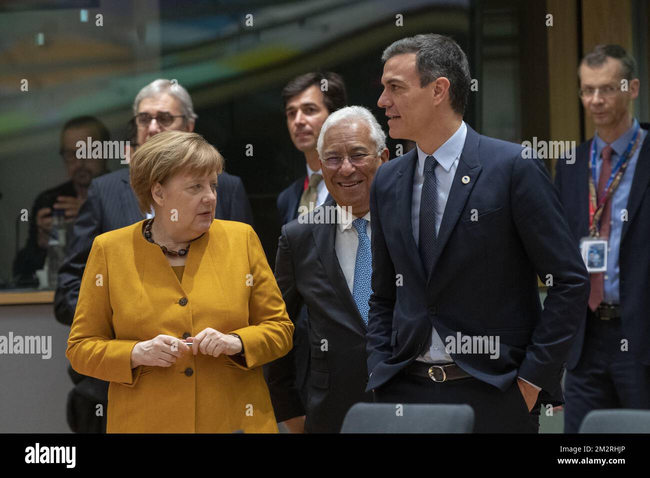 Angela merkel pedro sanchez hi-res stock photography and images - Alamy