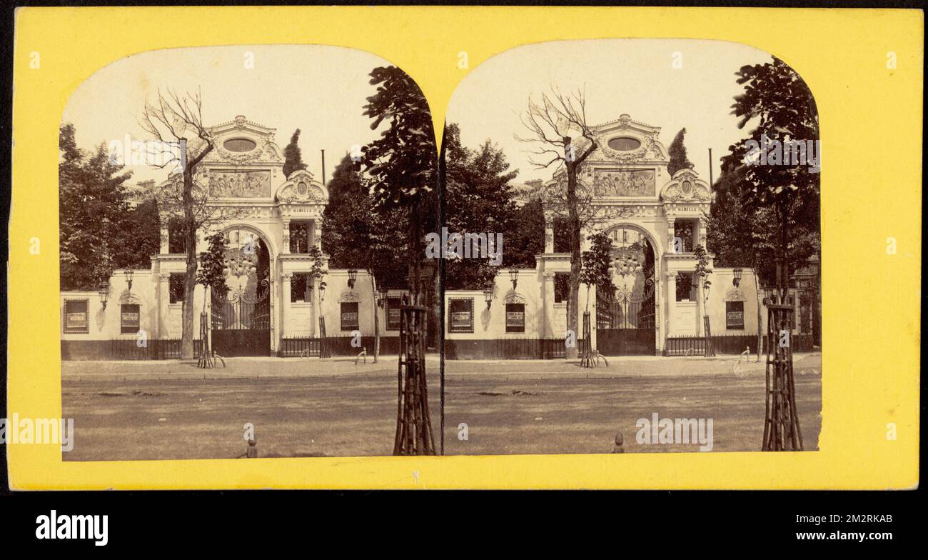 Entrée du Jardin Mabille, Paris , Gates, Dance halls Stock Photo - Alamy