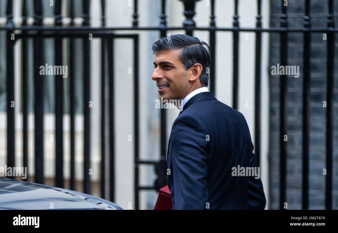 London, England, UK. 14th Dec, 2022. UK Prime Minister RISHI SUNAK leaves 10 Downing Street ...