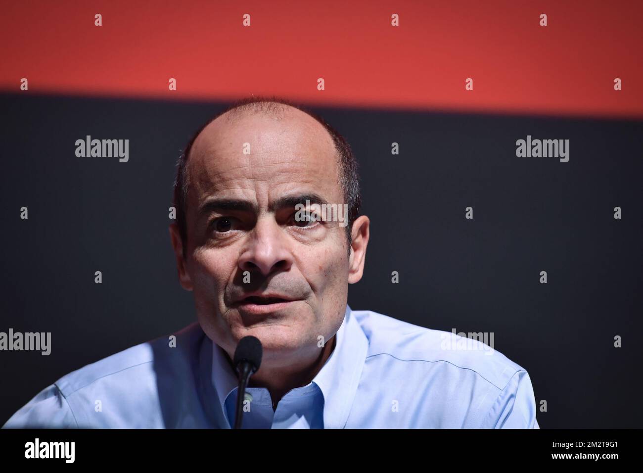 Assemblee generale des actionnaires hi-res stock photography and images ...