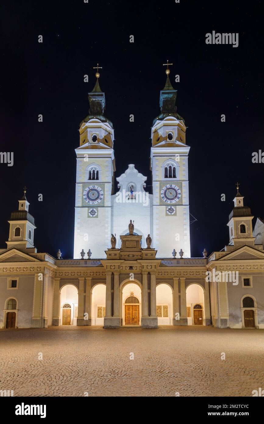 Night view the main facade Brixen Cathedral (Duomo di Bressanone) from ...