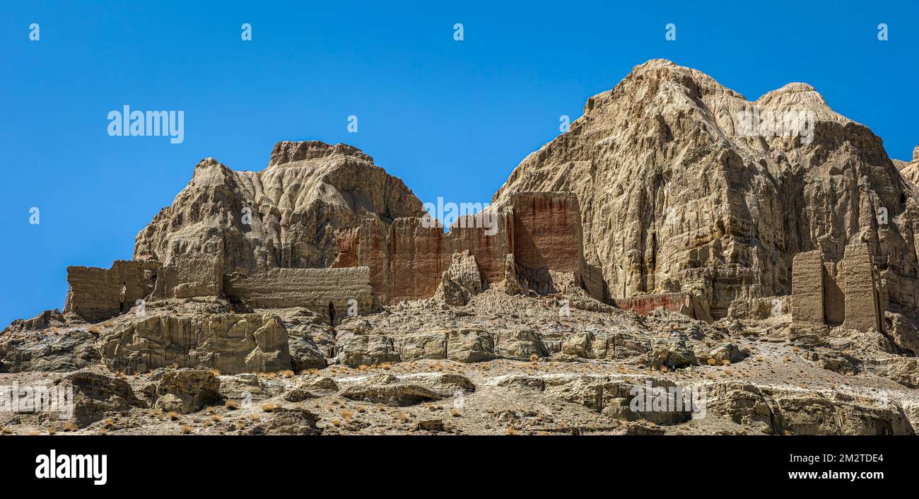 The ruins of Guge Kingdom.Tuolin, Zanda County, Tibet, China Stock ...
