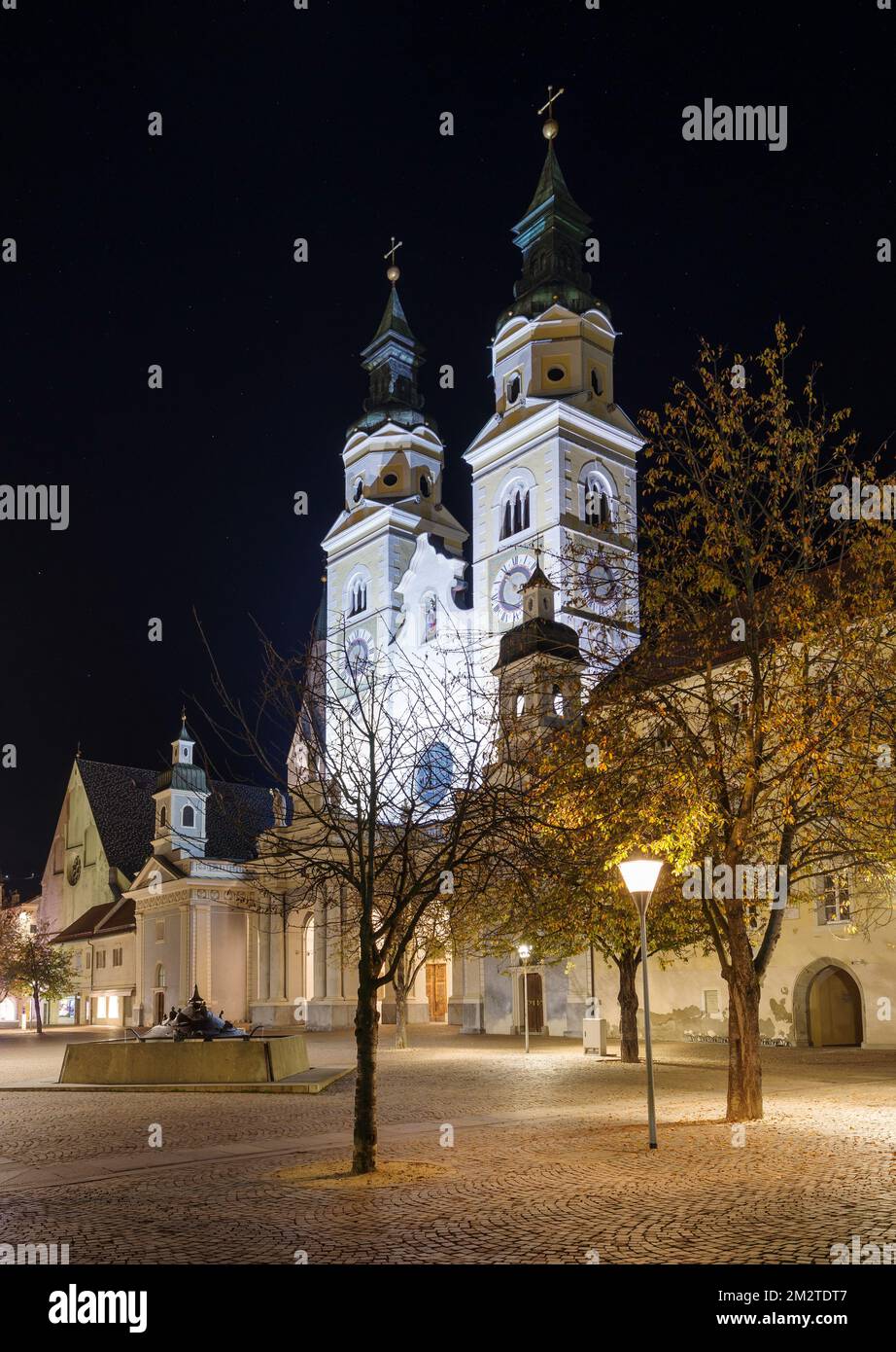 Night view the main facade Brixen Cathedral (Duomo di Bressanone) from ...