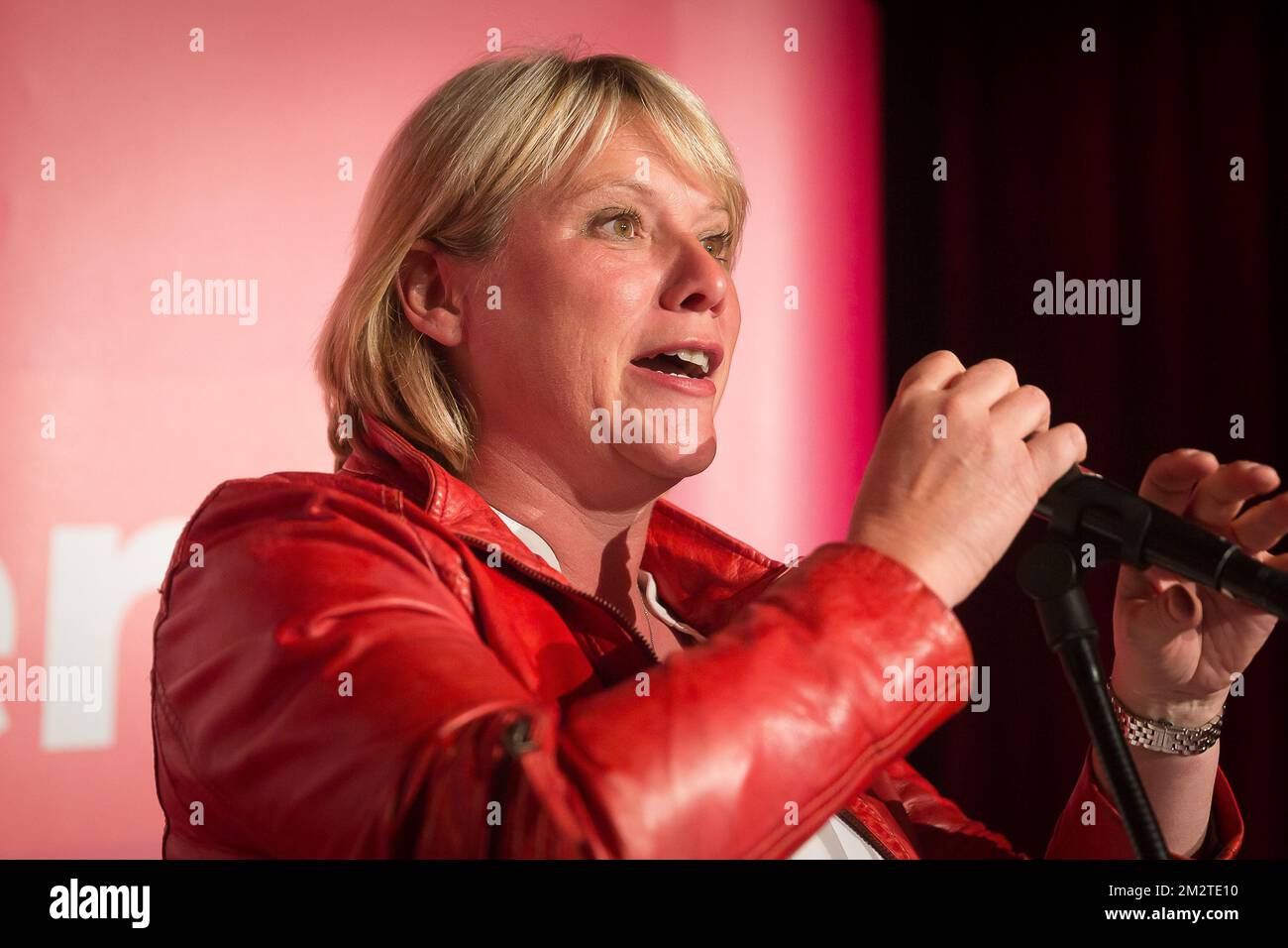 Journee internationale des travailleurs hi-res stock photography and ...