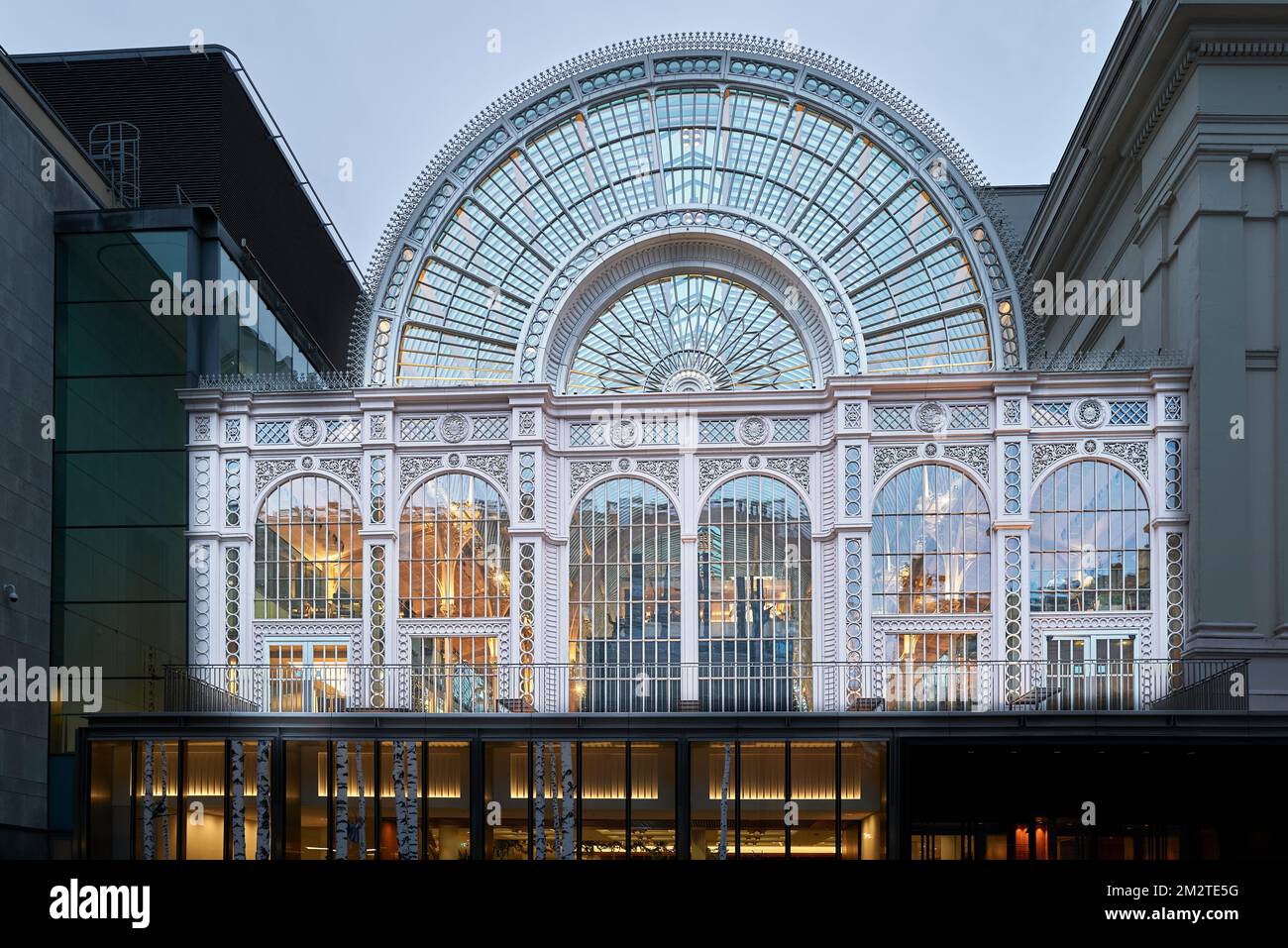 Royal Opera House, London, England Stock Photo - Alamy