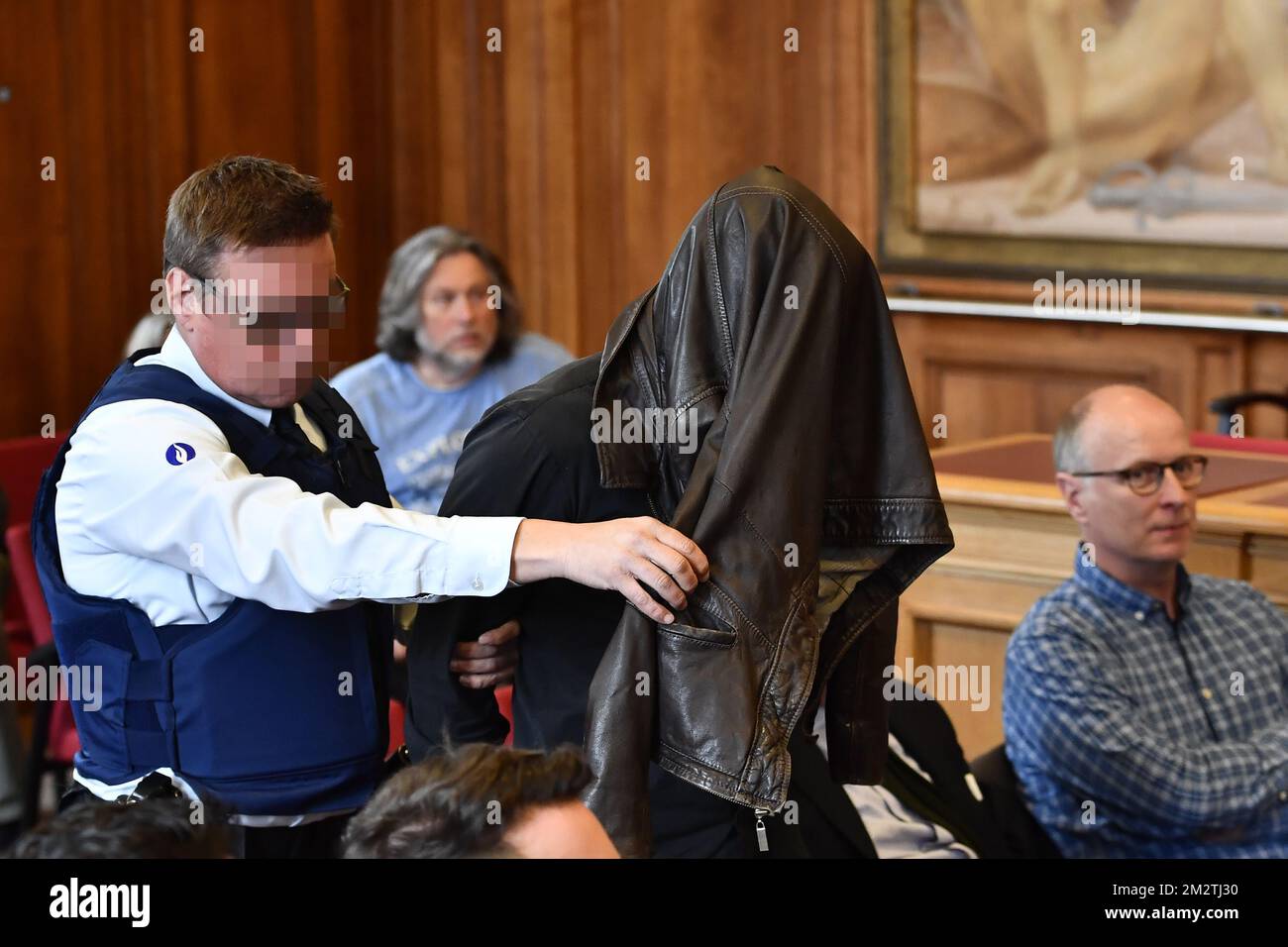 Accused Franciscus Larmit arrives for the arrest of the 'Kasteelmoord ...