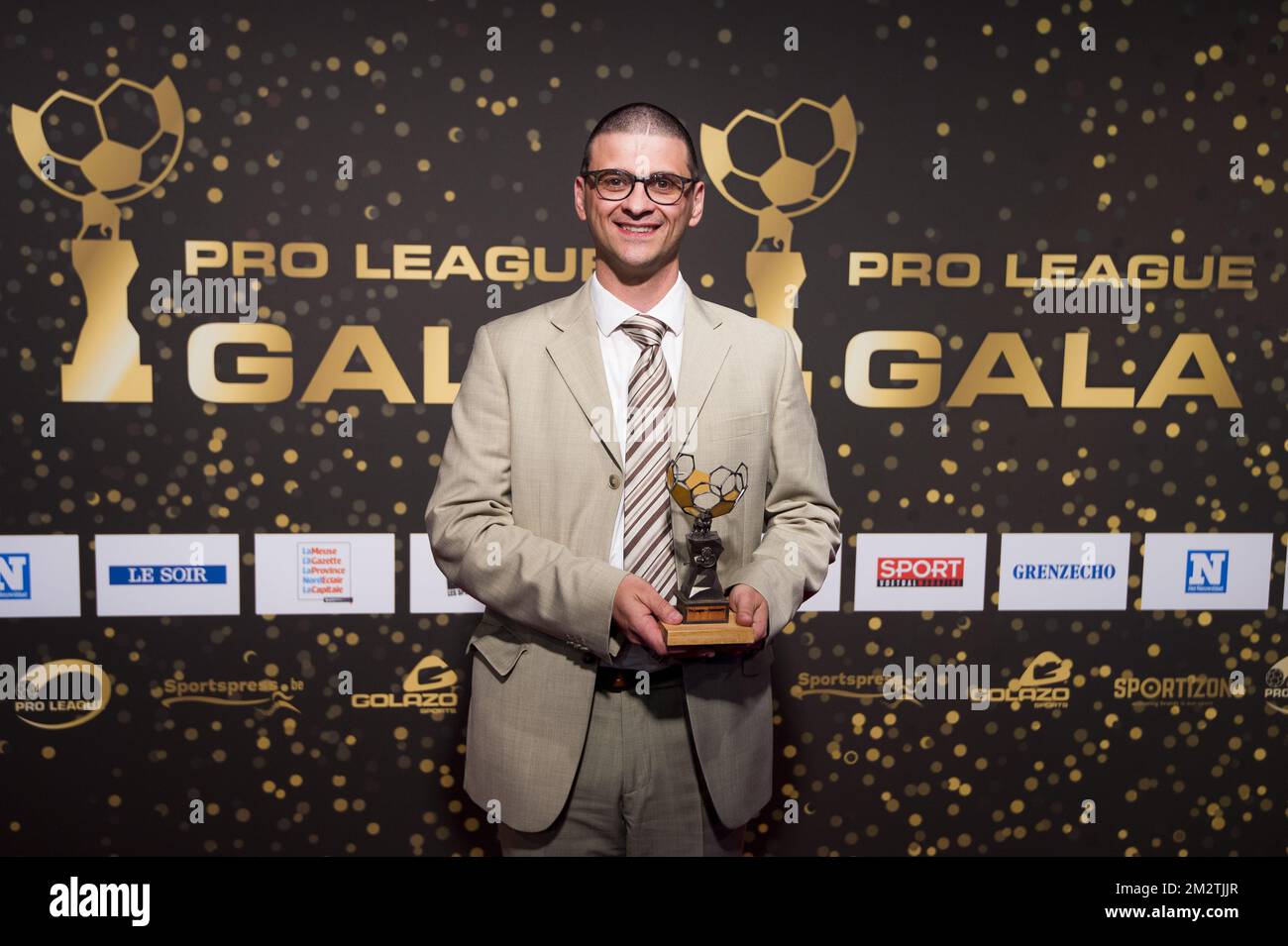 Wim Beelaert poses for the photographer at the 'Joueur Pro de l'Annee ...