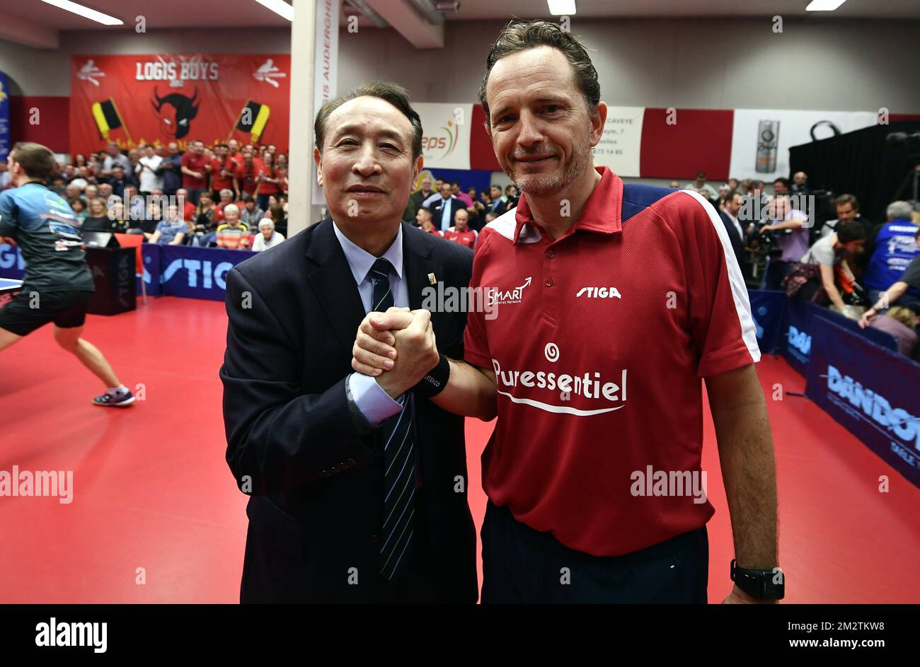 Match de ping pong hi-res stock photography and images - Alamy