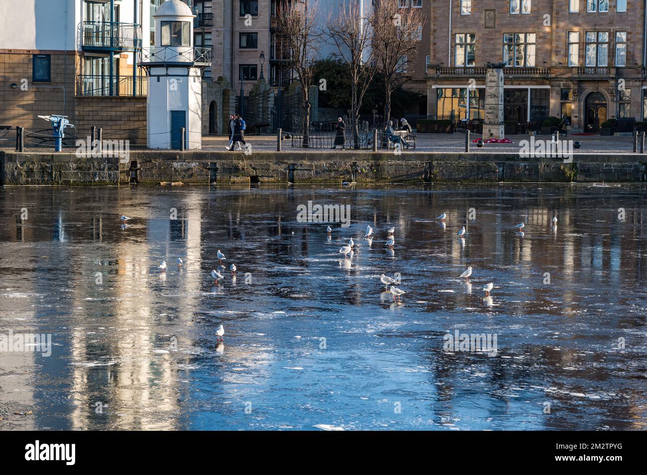 Leith, Edinburgh, Scotland, UK, 14th December 2022. UK Weather: Water ...