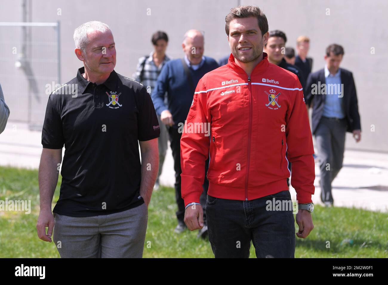 Belgium's head coach Shane McLeod and Belgium's goalkeeper Vincent ...