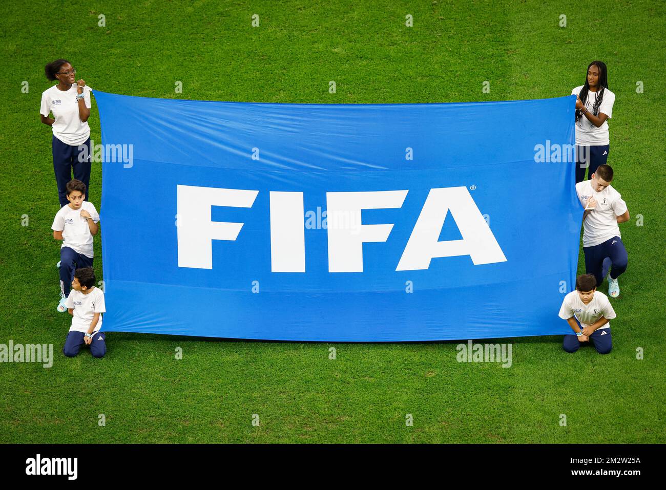 Lusail, Catar. 13th Dec, 2022. FIFA flag during the match between ...