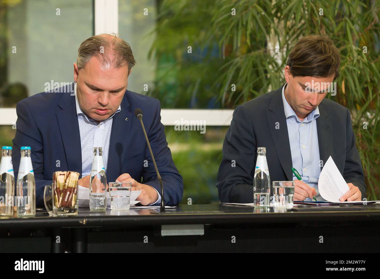 Open source photo hi-res stock photography and images - Alamy