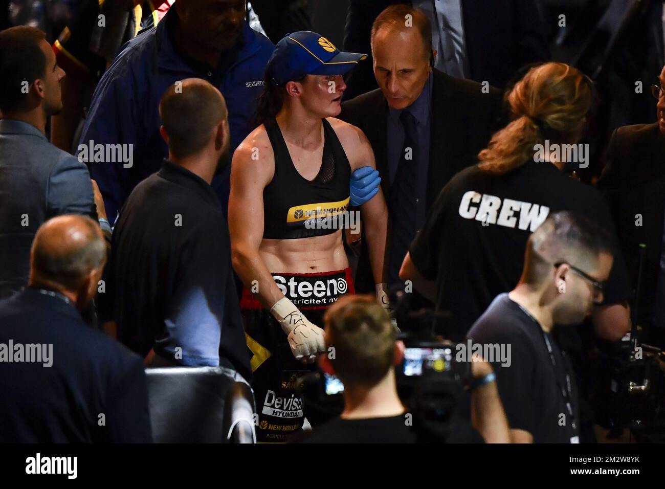 Belgian Delfine Persoon pictured during the fight between Irish Katie ...