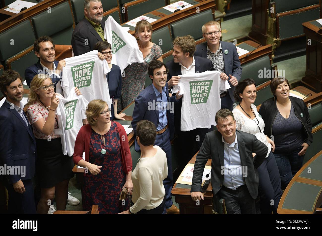 Fraction chamber hi-res stock photography and images - Alamy