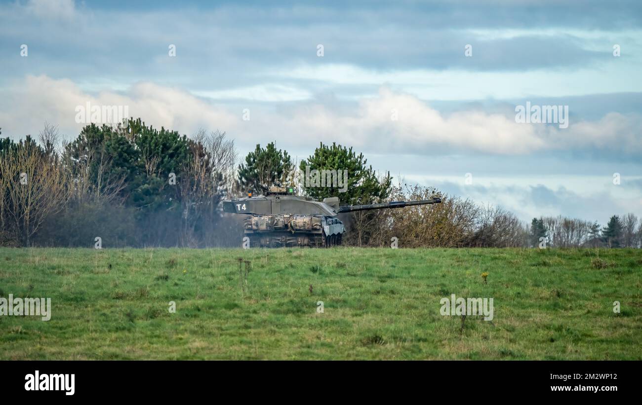 Tank commander and tank gunner hi-res stock photography and images - Alamy