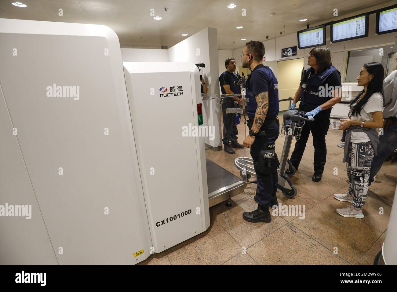Illustration picture shows controls during the opening of a new customs ...