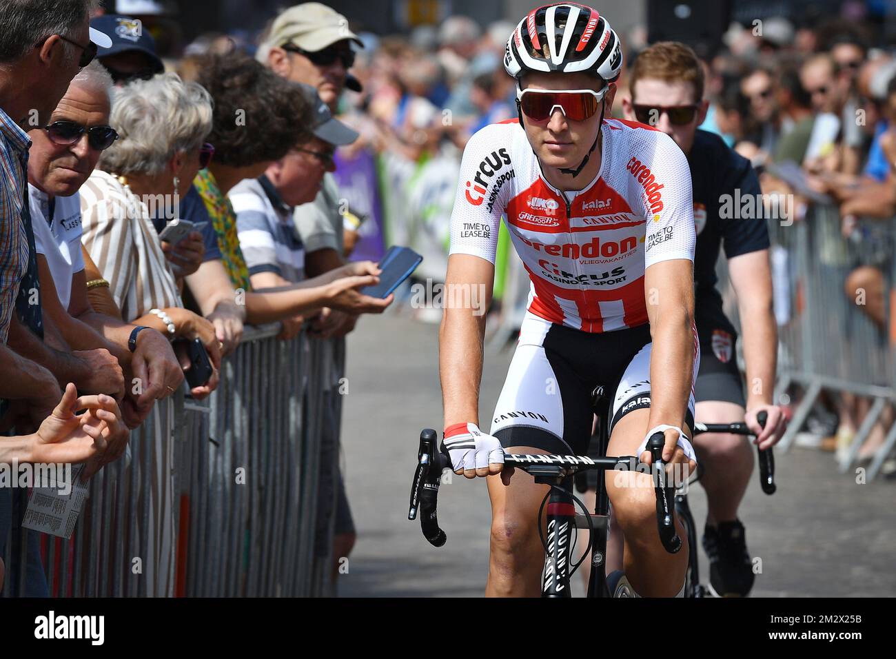 Belgian Tim Merlier pictured at the start of the men elite Belgian ...