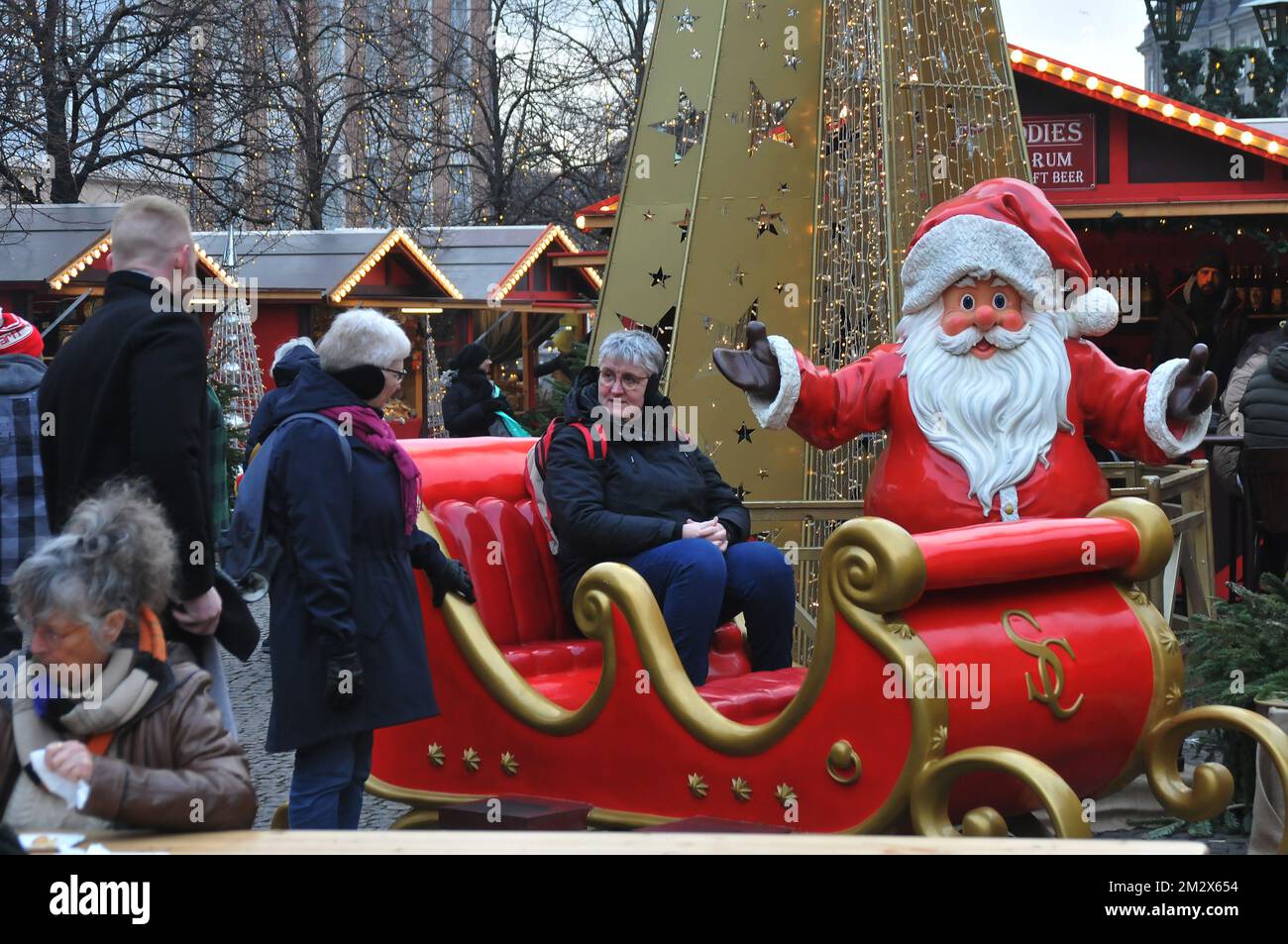 Copenhagen/Denmark/14 December 2022/ Christmas visitors and tourists at ...