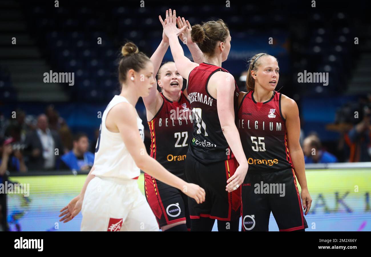 Belgian Cats Hanne Mestdagh, Belgian Cats Emma Meesseman and Belgian ...