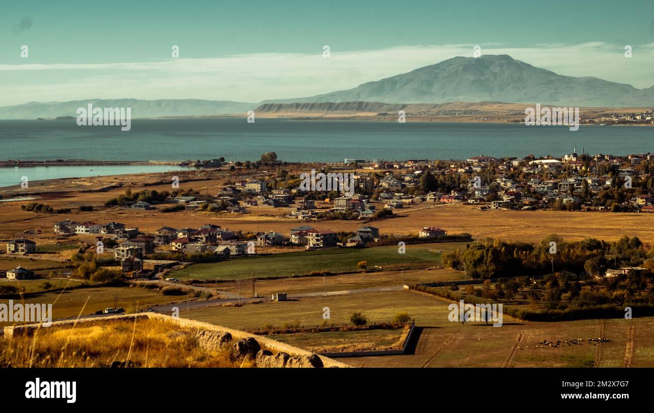 Van lake hi-res stock photography and images - Alamy