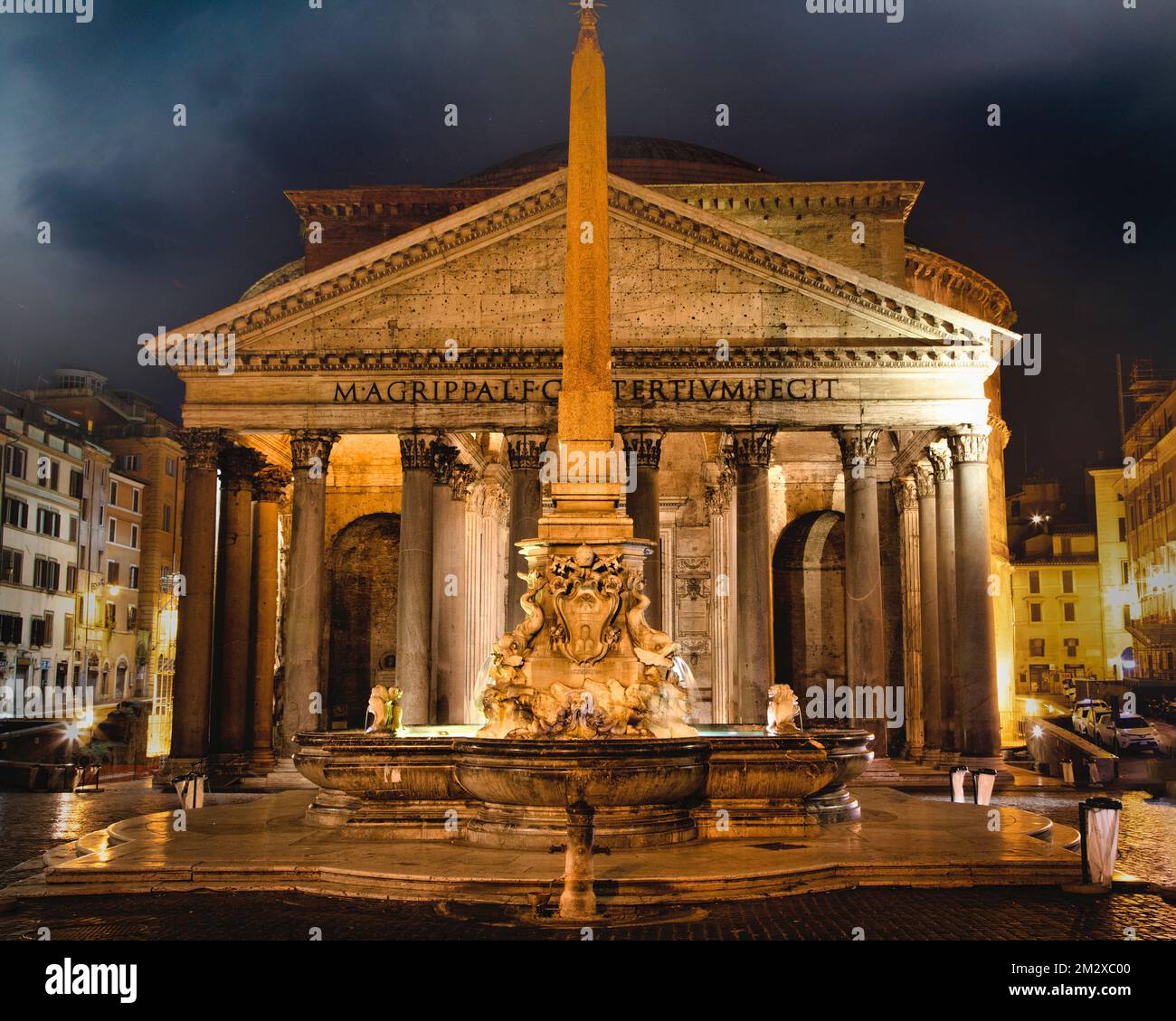 Pantheon dome rome exterior hi-res stock photography and images - Alamy