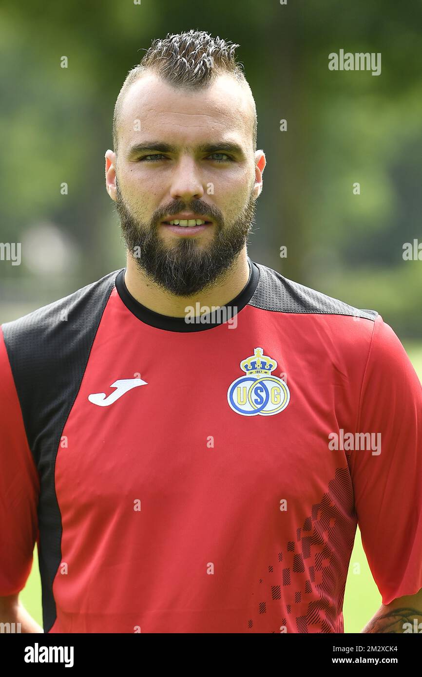 Union's goalkeeper Adrien Saussez poses for the photographer at the ...