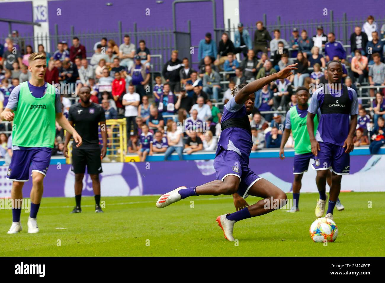 Illustration picture shows a training session on the fan day of soccer ...