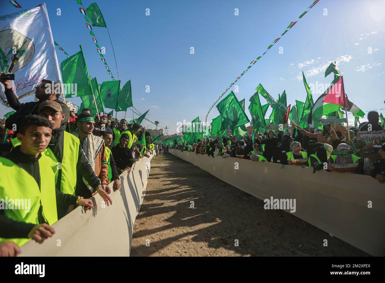 Gaza City, Palestinian Territories. 14th Dec, 2022. Supporters of the ...