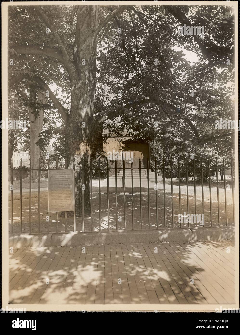 The First Church in Salem (front view) , Fences, Churches, First Church ...