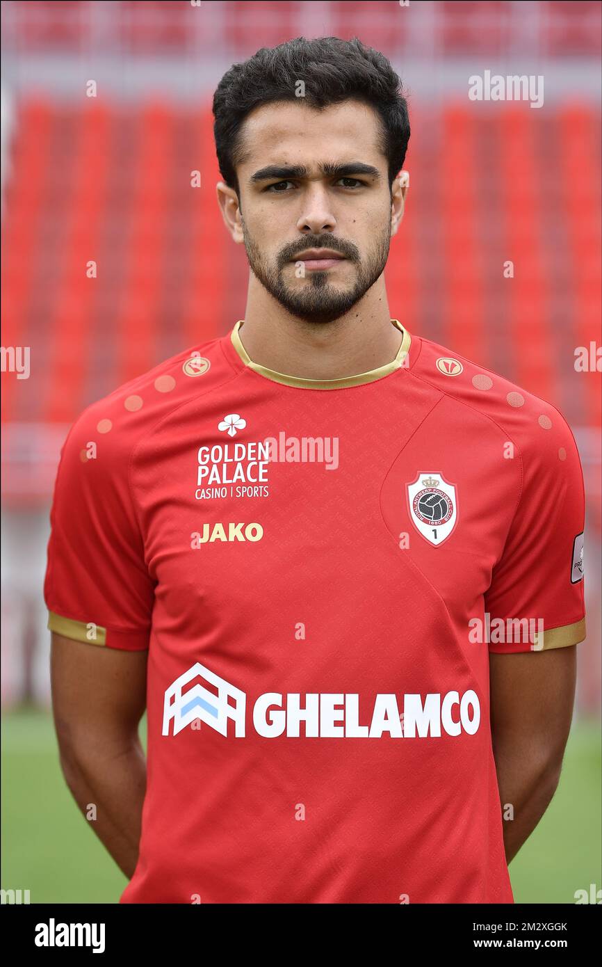 Antwerp's Matheus Borges Domingues poses for photographer, in marge of ...