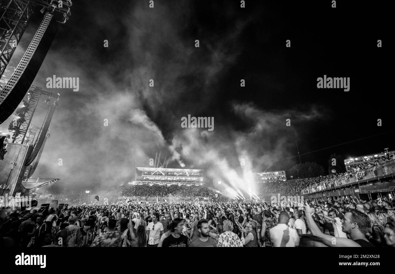 Electronic edition Black and White Stock Photos & Images - Alamy