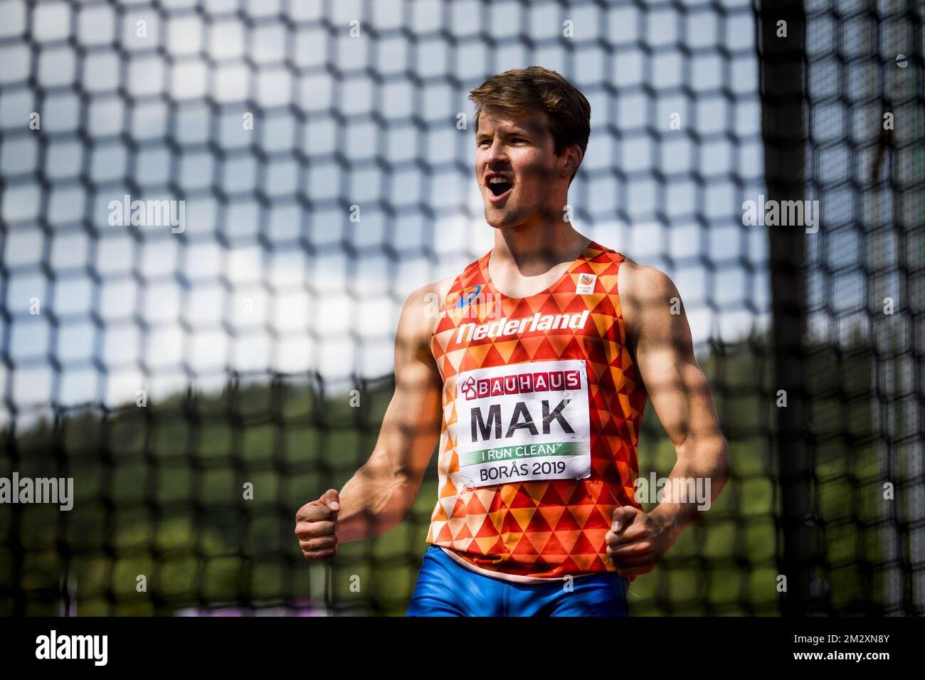 Leon Mak reacts during the discus throw of the men's decathlon ...