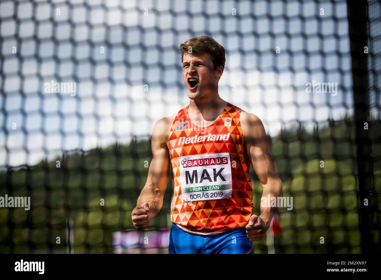 Leon Mak reacts during the discus throw of the men's decathlon ...