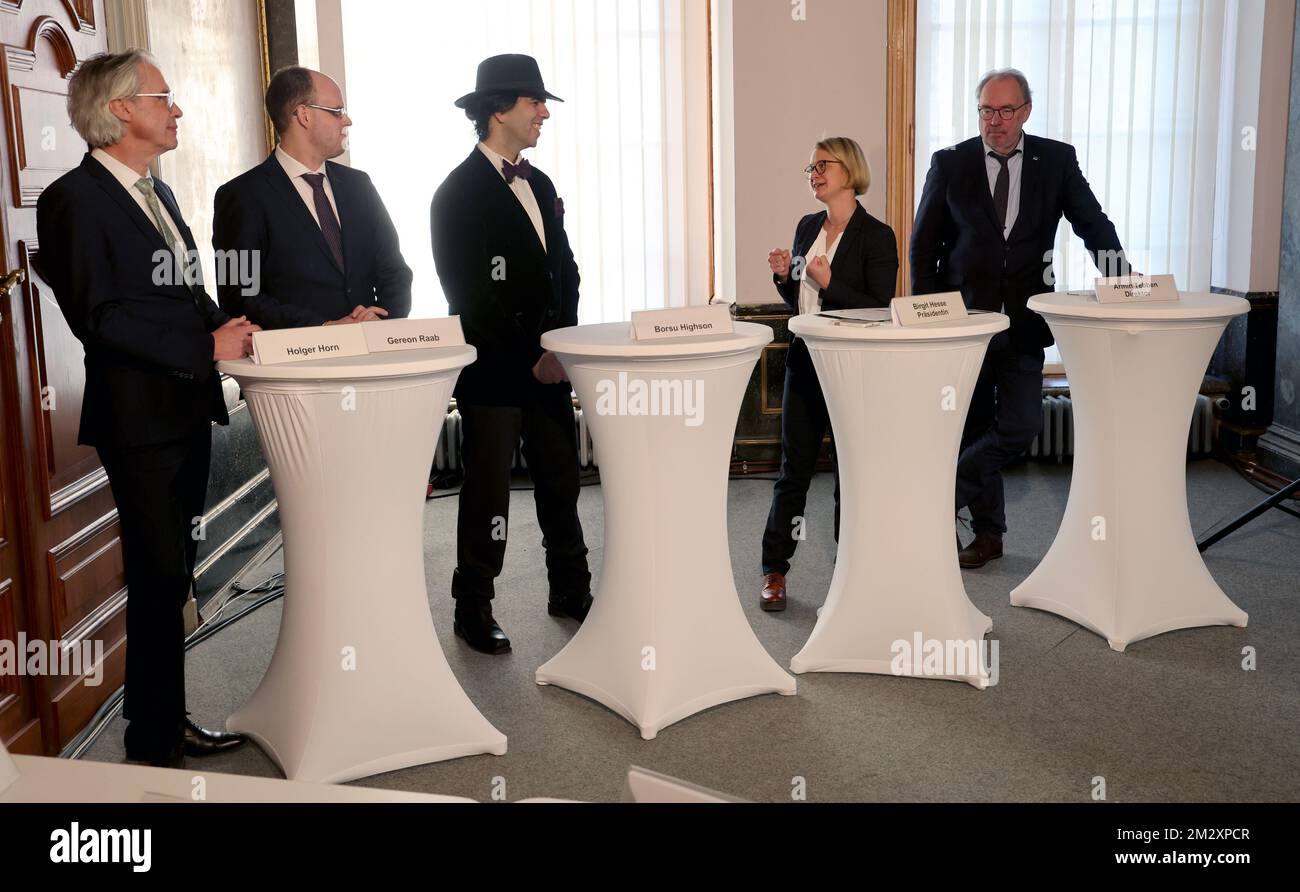 Armin tebben hi-res stock photography and images - Alamy