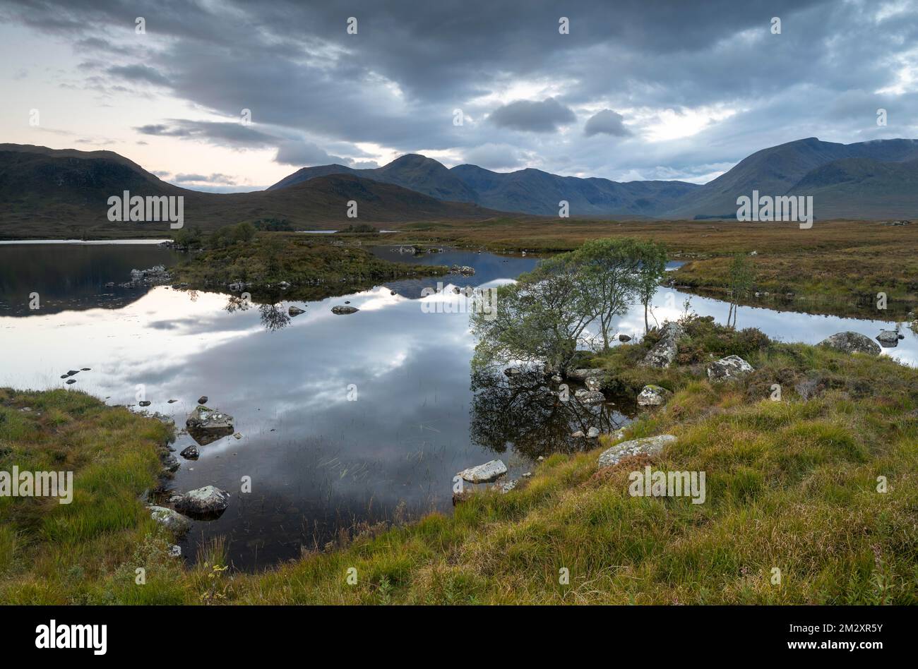 Sunrise at Lochan na h-Achlaise, Glen Coe valley, Highlands, Highland ...