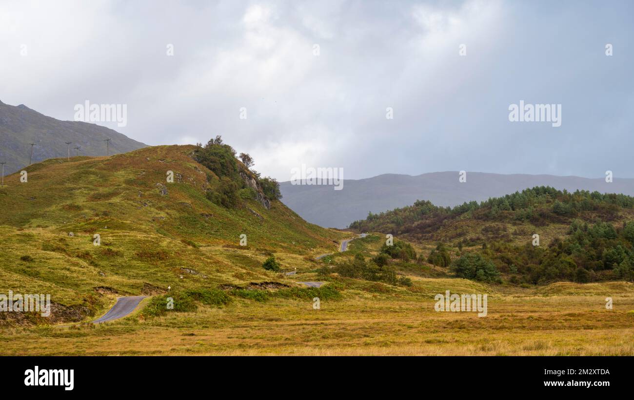 Typical british landscape hi-res stock photography and images - Alamy