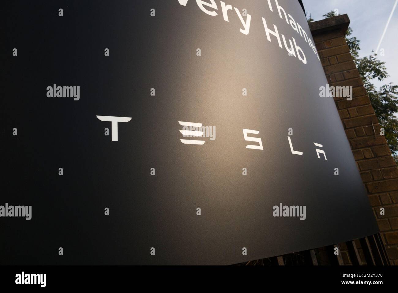 Delivery collection hub sign / signage / signs for UK customers picking ...